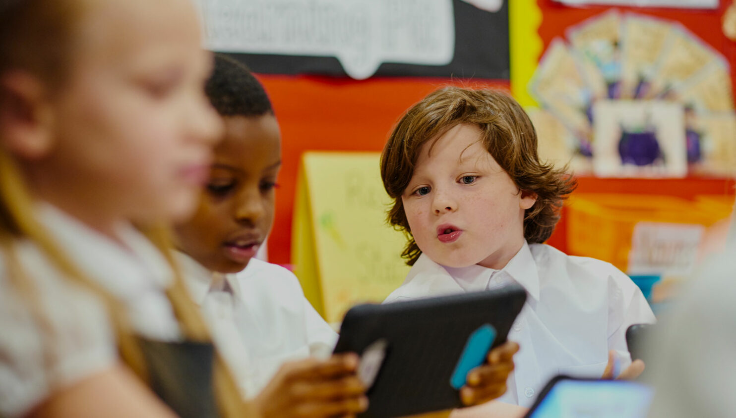 Education analysis, literacy & research - FFT